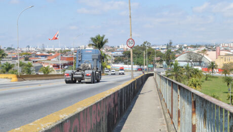 Viaduto Leon Feffer e passarela da Av. Brasil receberão manutenção ...