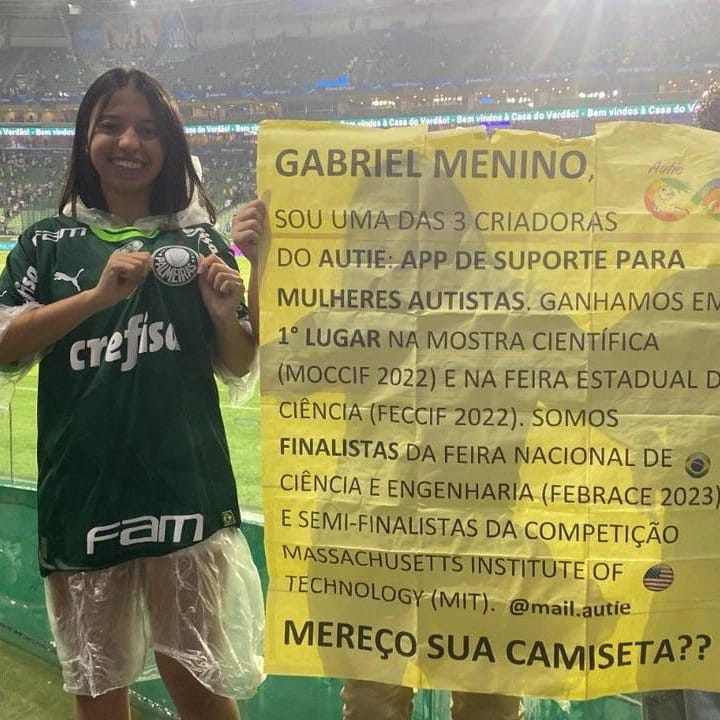 Estudante ganha camisa de Gabriel Menino e vê 'sorte' para competir nos ...
